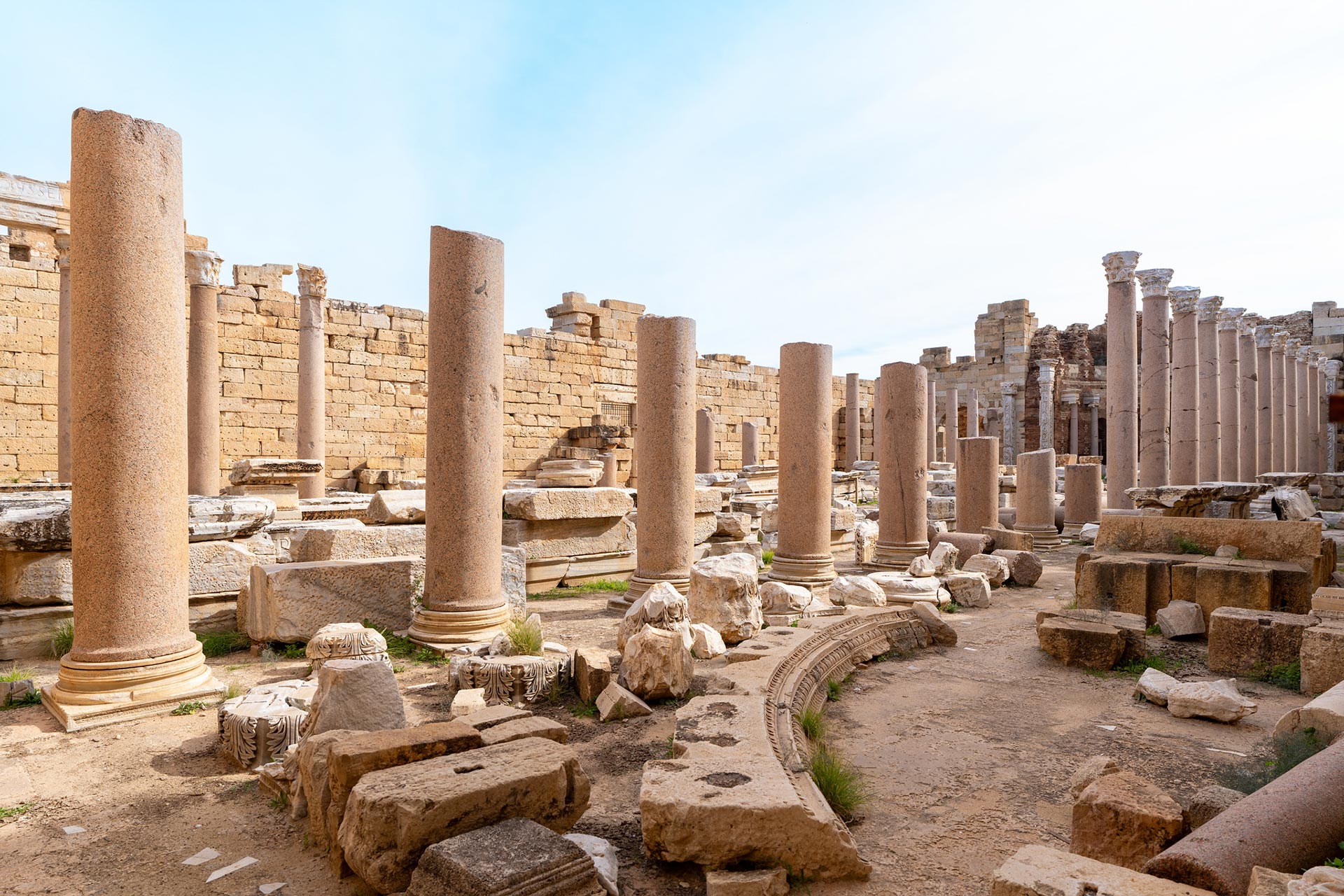 Leptis Magna – Unearth the Roman Ruins - Secret Libya - Travel Libya in ...